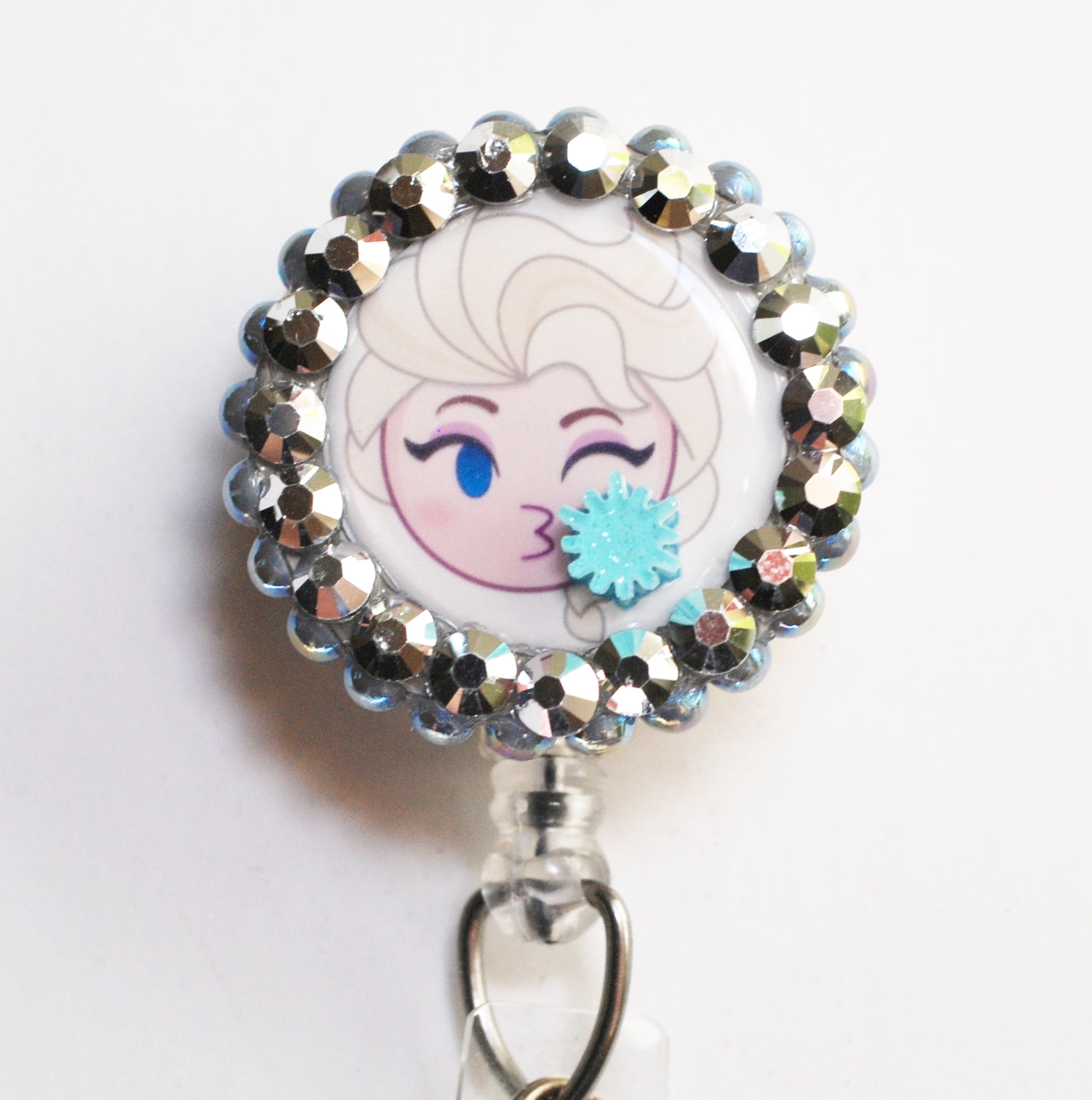 Frozen's Elsa Emoji Style Retractable ID Badge Reel – Zipperedheart
